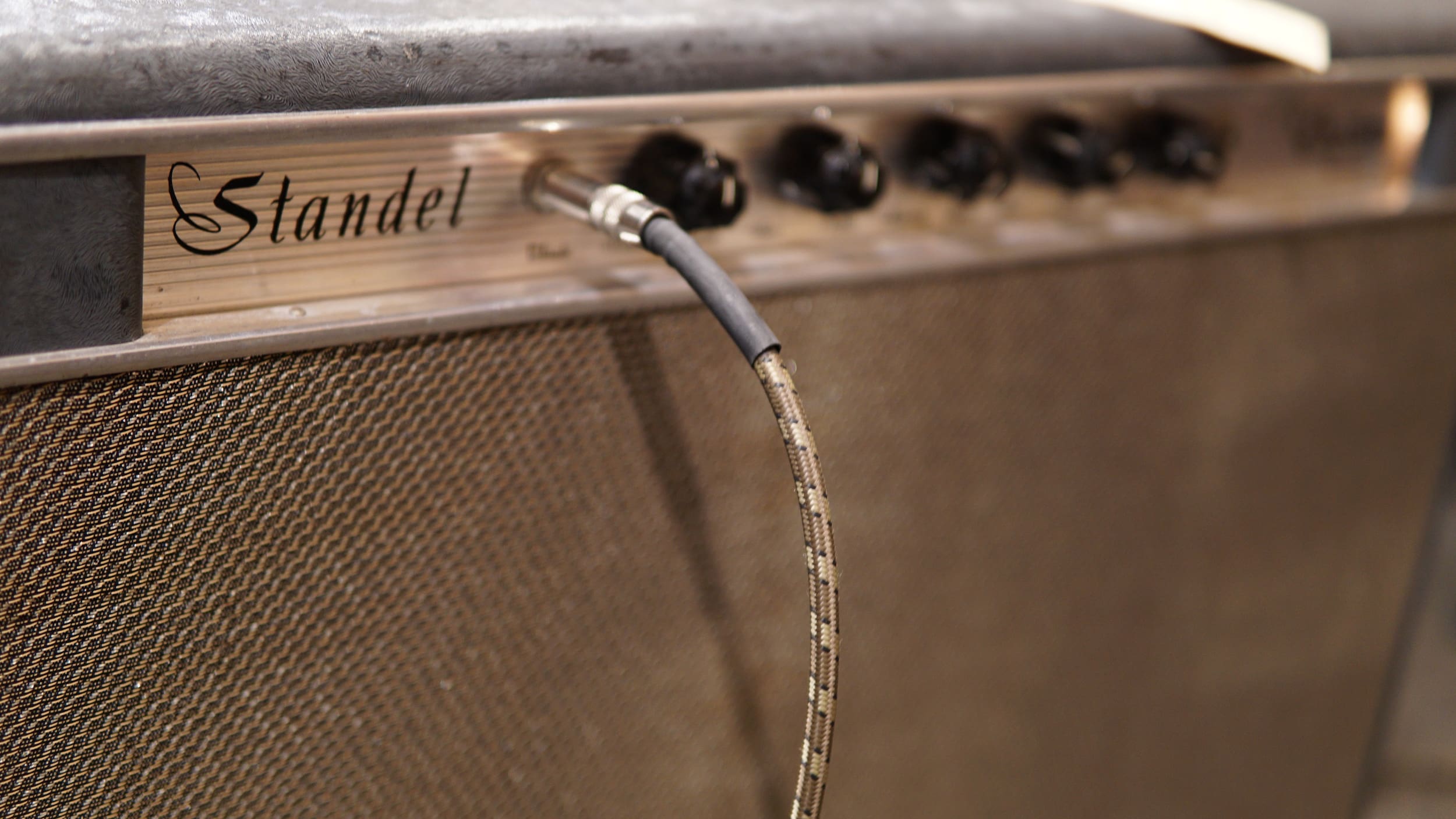Catch of the Day: early ’60s Standel 82L15V - Fretboard Journal