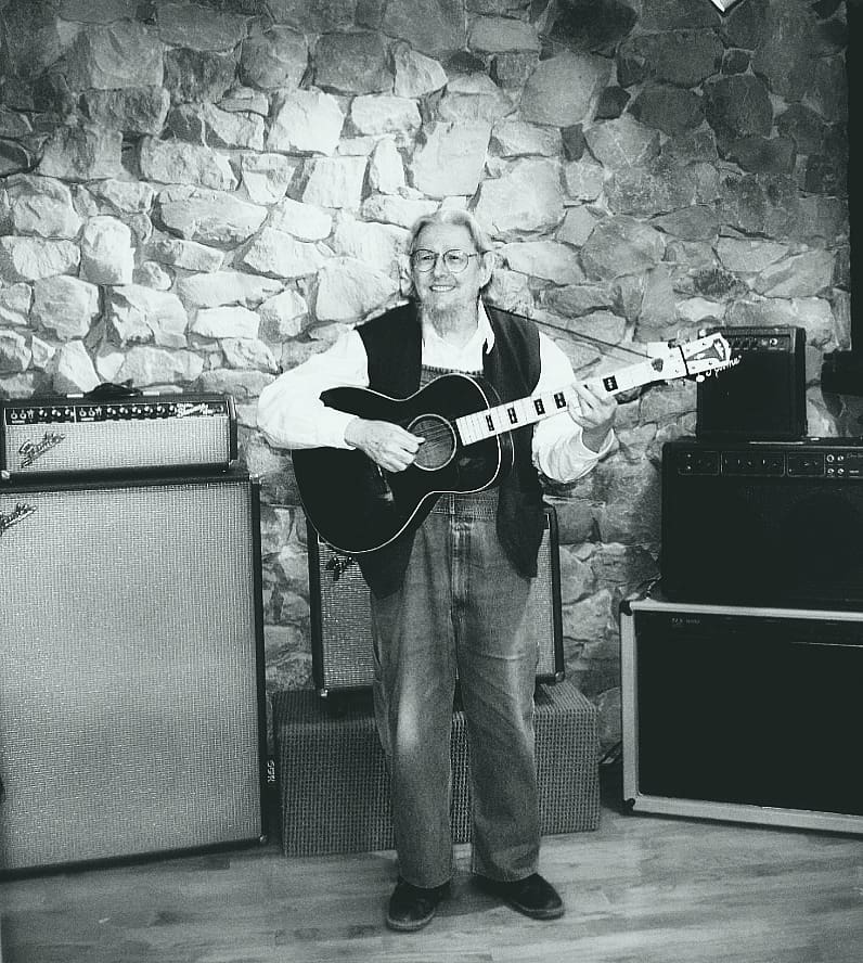 Interview: Norman Blake - Fretboard Journal