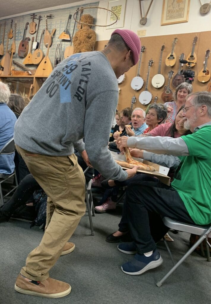 “Farewell, Mr. Dave”: A hometown bids goodbye to David Lindley ...