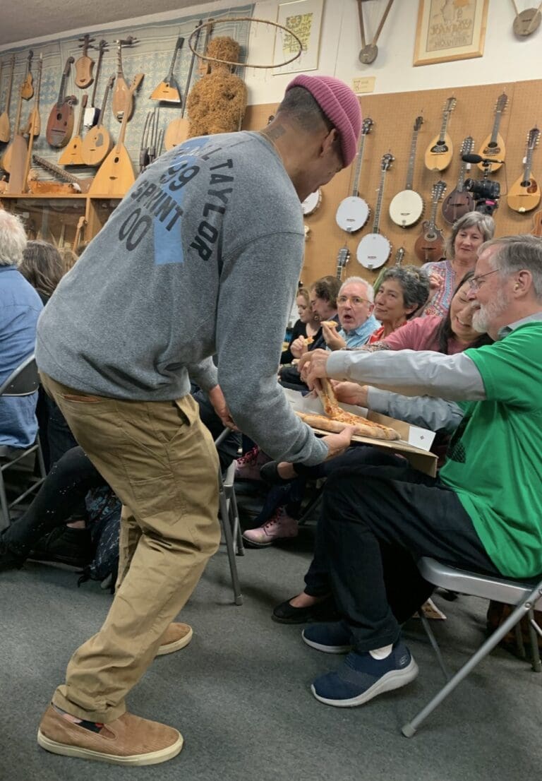 “Farewell, Mr. Dave”: A hometown bids goodbye to David Lindley ...