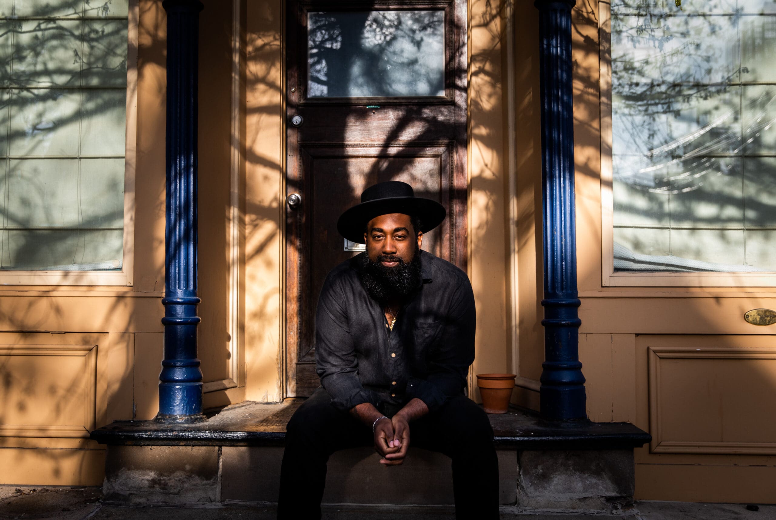 Video Premiere: Nathan Graham – “Somebody Else” - Fretboard Journal
