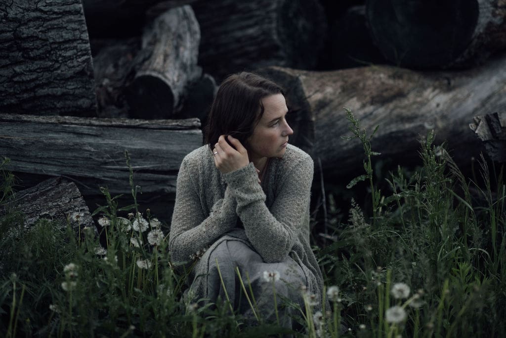 Song Premiere: Courtney Hartman’s “Everything at Once” - Fretboard Journal