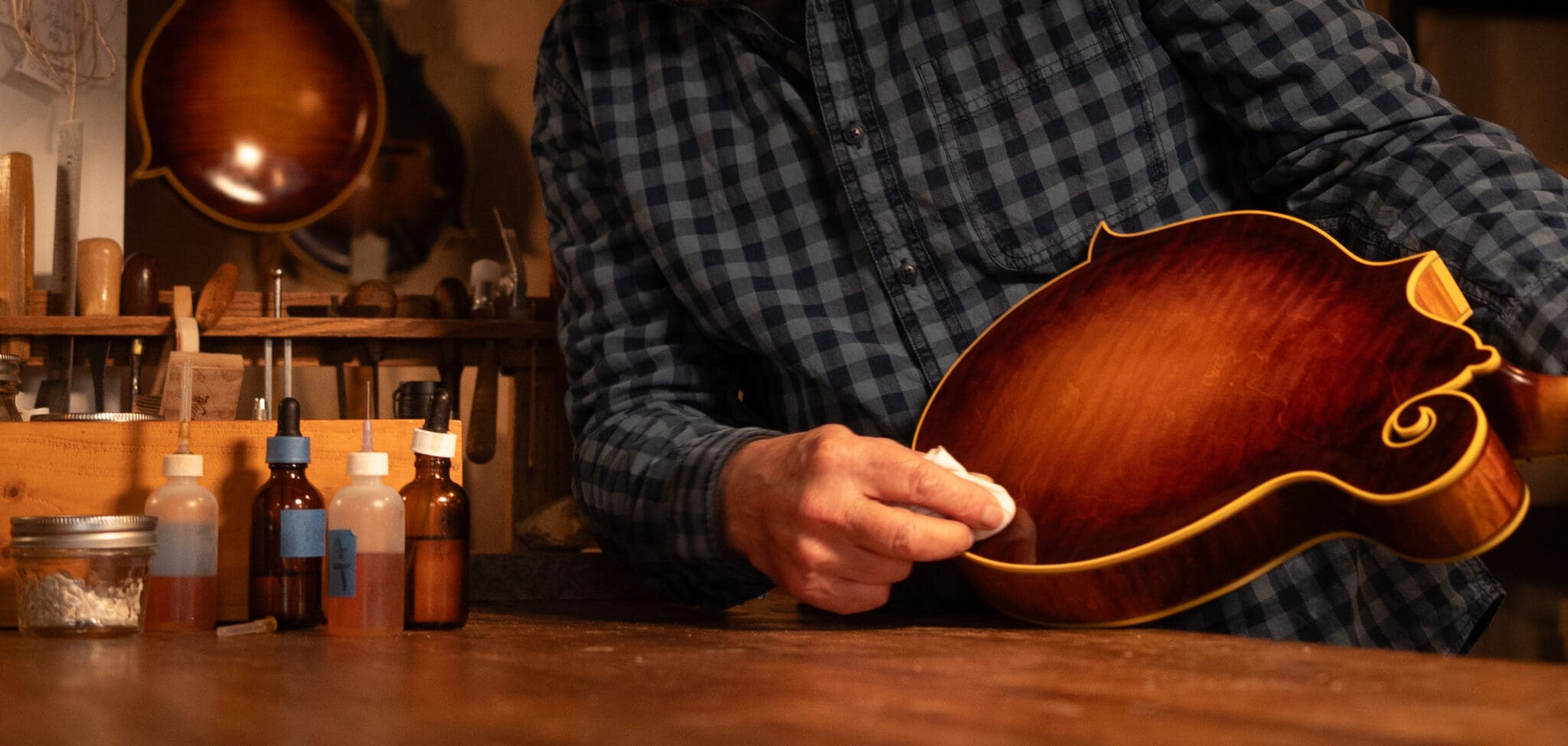 The Wood Wants to Speak: The mandolin-building team of Will and Wes ...